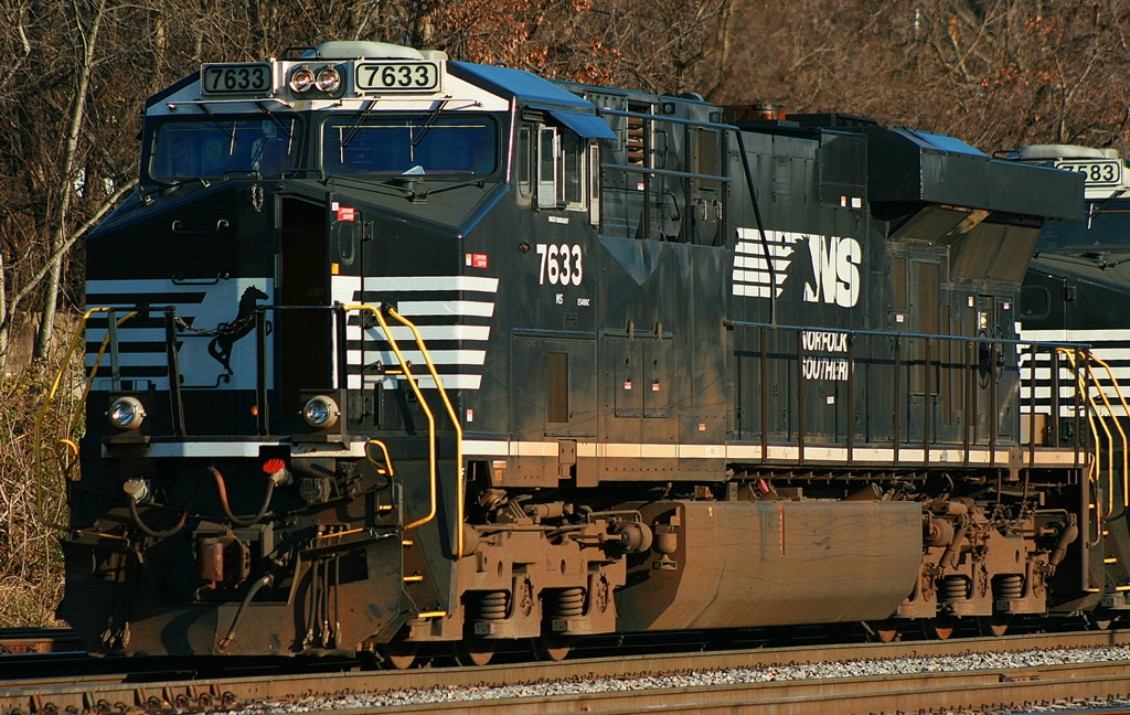 NS 7633